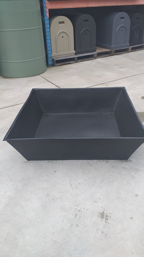 Large Square Plastic Container - Second – Kiwi Tanks